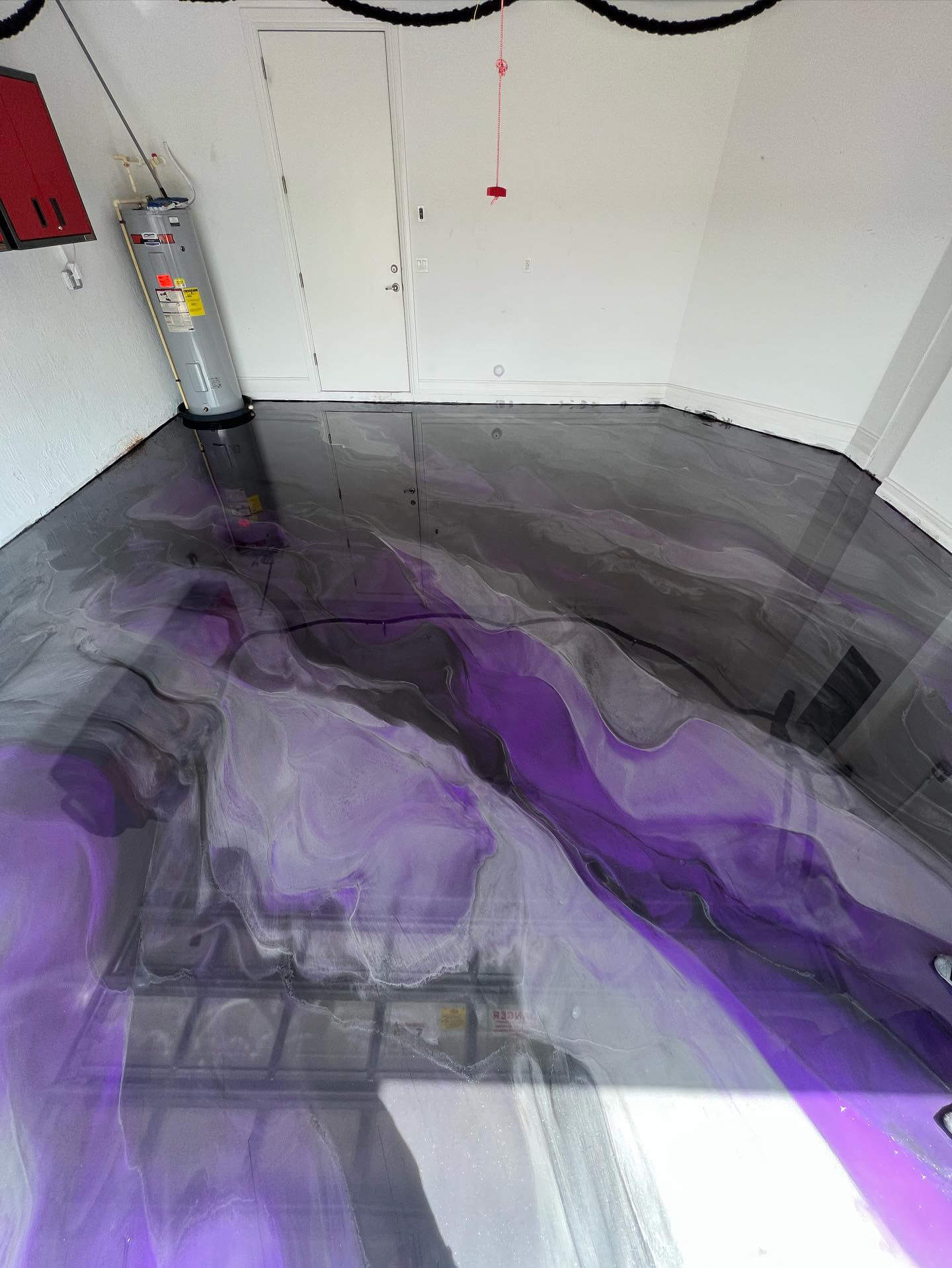 Daves Epoxy Flooring - Certified Installers - One Day Garage Flooring